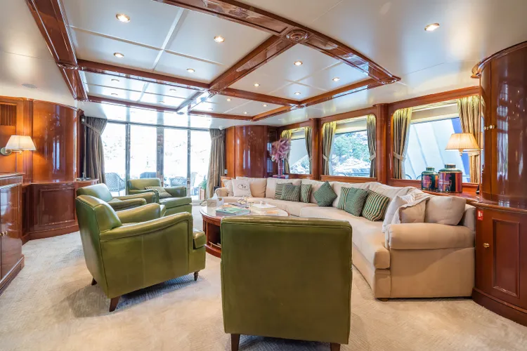 AMADEA yacht for charter (Benetti, 35m, 1999)